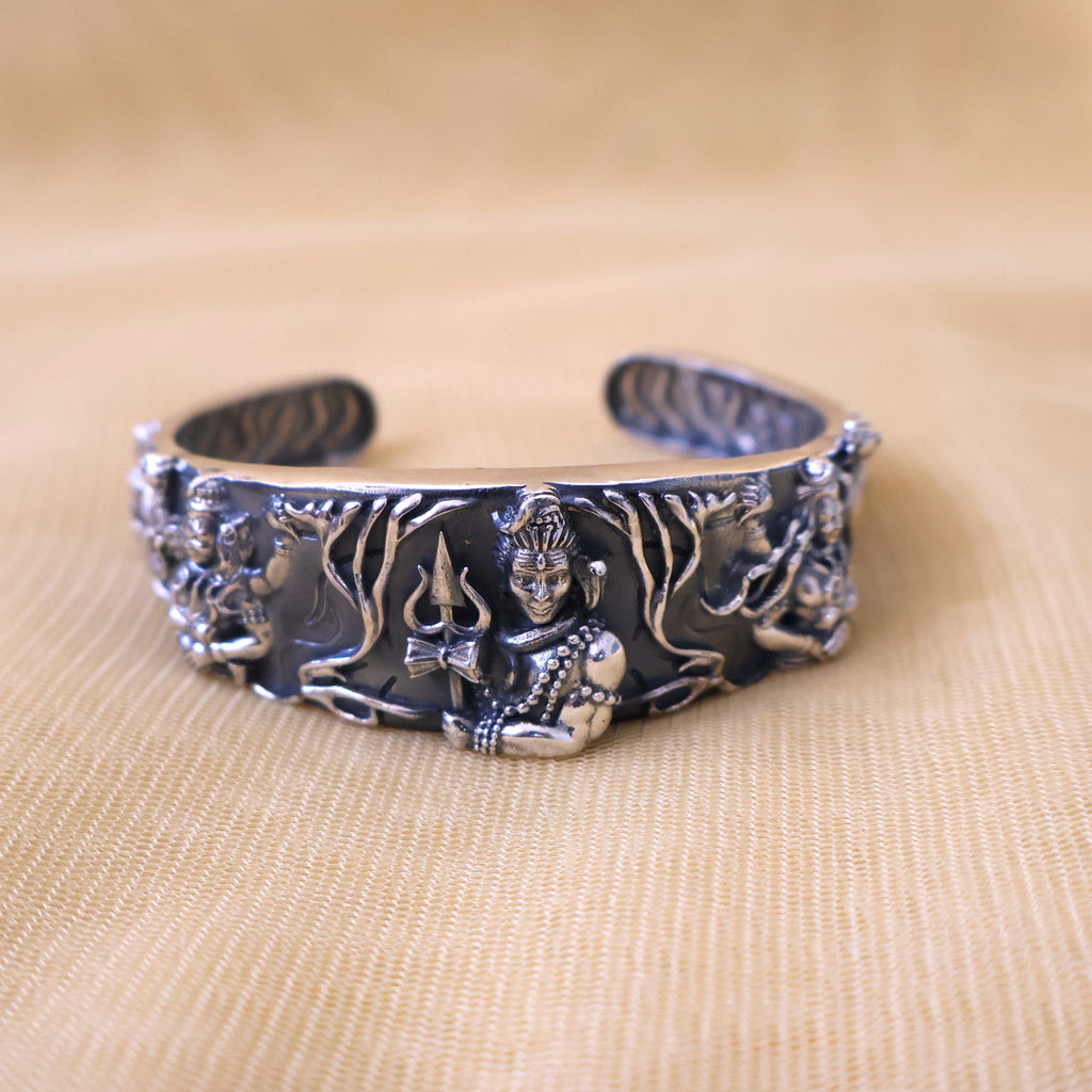 Shop Shiva Silver Bracelets - Stylish Mahadev Kada |Tarakesh