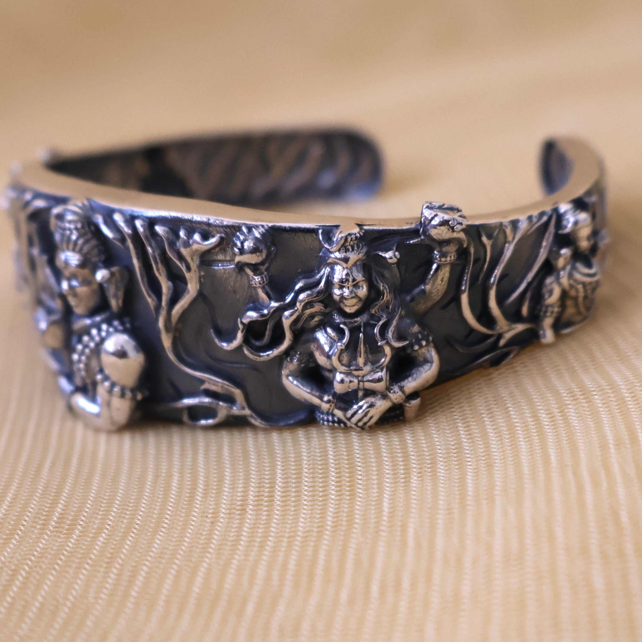 Bracelets – Tarakesh