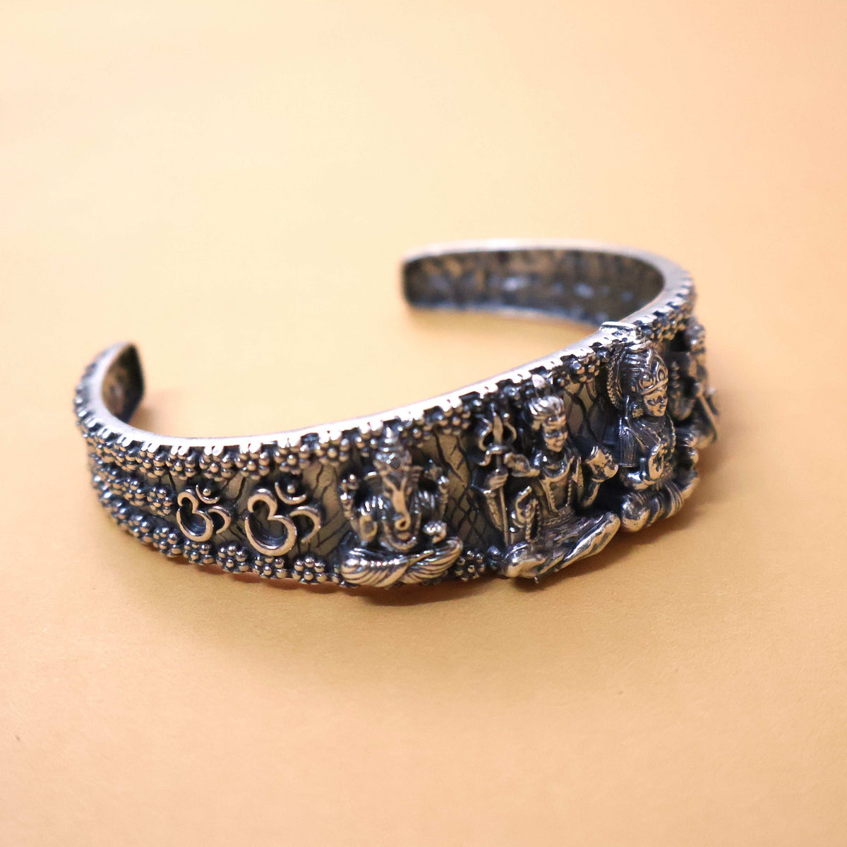 Shop Shiva Silver Bracelets - Stylish Mahadev Kada |Tarakesh